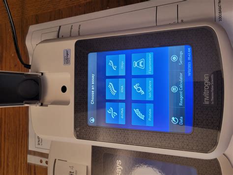 Thermo Scientific Invitrogen Qubit Fluorometer New Open Box LabX Com