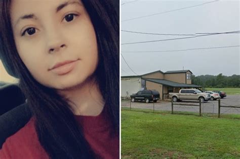 Single Mom Of Three Samantha Hayes 27 Dies After Being Hit By A Plane