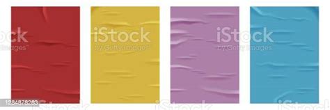 컬러 접착 직사각형 플래카드 또는 포스터 세트 3d 빈 용지 시트 벡터 일러스트레이션 빨간색 노란색 보라색 파란색 다른 색상의 구겨진 나쁜 빛나는 종이 종이에 대한 스톡
