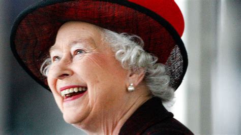 بين ماما والشريرة علاقة الملكة إليزابيث بزوجات أبنائها صحيفة النخبة