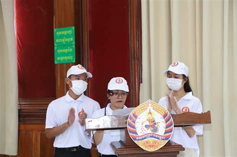 ប្រកាសបញ្ចូលសមាជិកថ្មីបក្សប្រជាជននៅក្រុងច្បារមន ខេត្តកំពង់ស្ពឺជិត៥០០នាក់