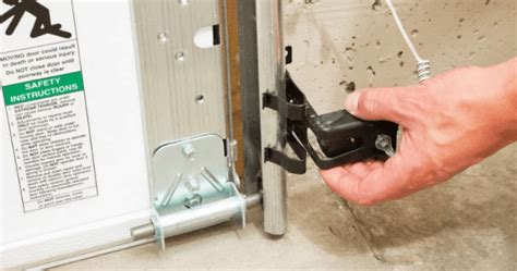 how to align garage door sensors 2025 troubleshooting tips