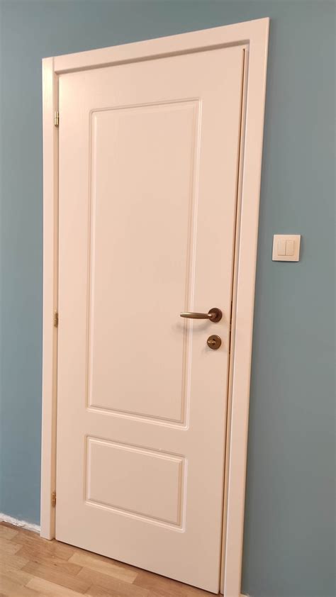 Врата за панелен апартамент Интериорни Врати Варна Врати Еленски Варна