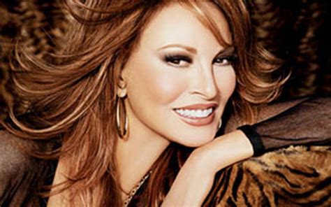 Raquel Welch Desktop Wallpapers Wallpaper Cave