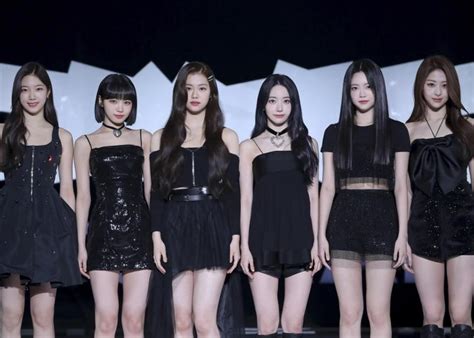 Netizens React To Le Sserafims Debut Saying Hybe Sexualize The Group