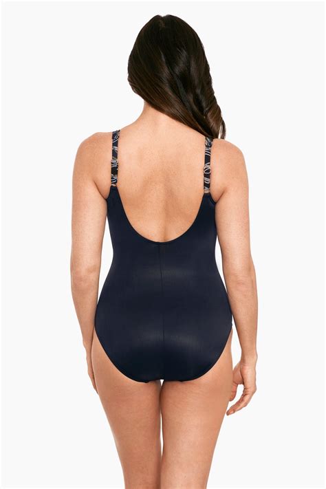 Miraclesuit Linked In Oceanus One Piece Swimsuit Dd Cup