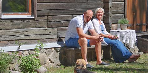 Foto Ainas No Purvīša Gleznas Viesojamies Skaistajās Odiņu Mājas — Santa