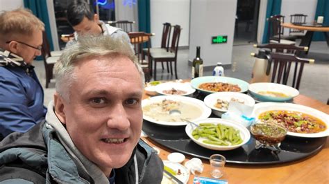 День на работе в Китае Youtube