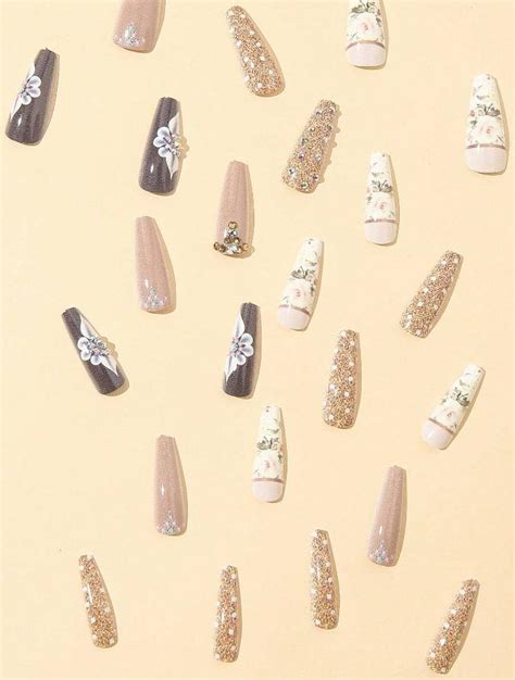 Комплект Разкошни Press On Изкуствени Нокти 24 броя Ретро Шик Барокови Рози Античен Блестящ