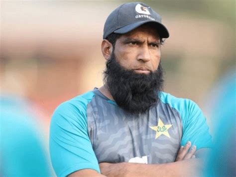 मुस्लिम नहीं है Sky को गाली देने वाला Pak क्रिकेटर लालच में बदला धर्म