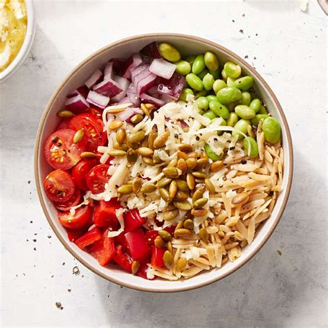15 High Protein Vegetarian Dinner Salad Recipes