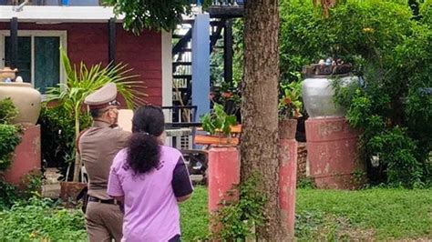 Two Girls In Scandalous Situation Siam Insight