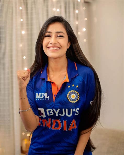 Dhanashree Verma Age Height Biography 2023 Wiki Net Worth Babefriend