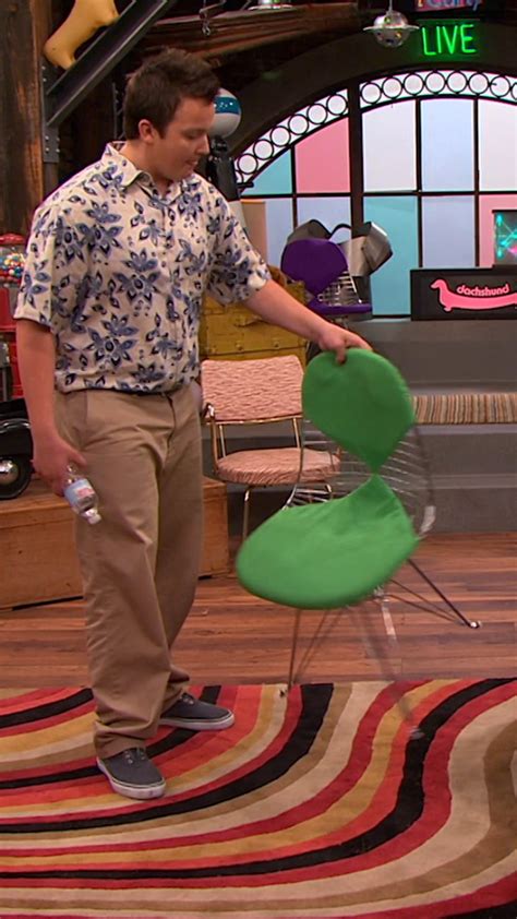 Icarly Awkward Gibby Moment Mynick Icarly Nickelodeon