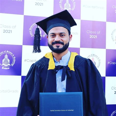 hunain sajjad on linkedin graduation classof2021 computerscience convocationday 10 comments