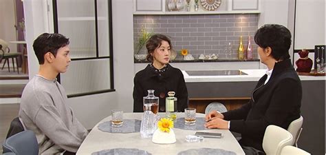 박지영 한밤중 술자리 포착립스틱 짙게 바른 이유는다리미패밀리