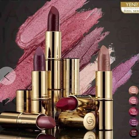 مواد تجميل والعنايه بالبشره