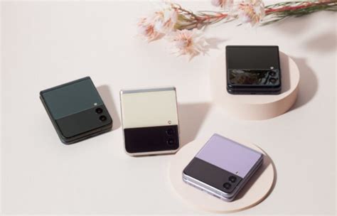 Bawa Warna Beragam Samsung Galaxy Z Flip3 5g Resmi Masuk Pasar Indonesia