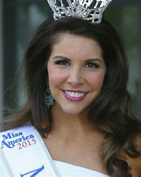 Miss Arkansas 2015 Loren Mcdaniel Crown Shot Miss Arkansas Miss America Crown