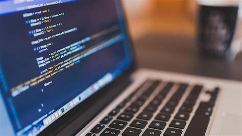 Apa Itu Coding Pahami Pengertian Manfaat Dan Cara Mempelajari Bagi Pemula Hot