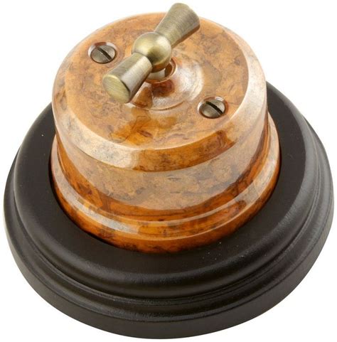 Деревянные рамки для розеток и выключателей Retro Weight Plates