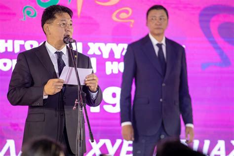 Ерөнхий сайд хүүхдийн спортын Vi наадмын баг тамирчдад амжилт хүсч үг хэлэв