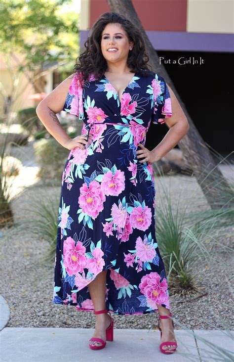 Floral Dresses With Sleeves For Plus Size