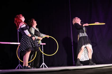 Извънредно неудобно Artvent