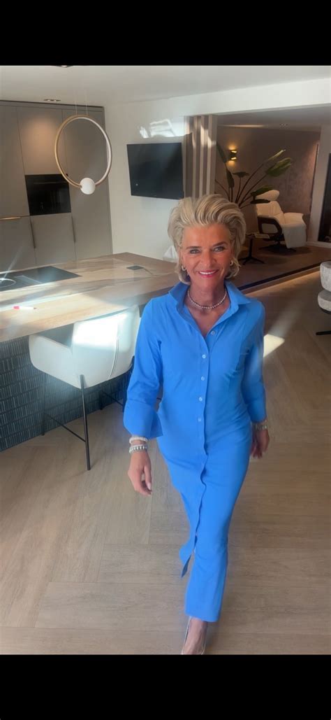 Debby Van Der Zande Added A New Photo Debby Van Der Zande