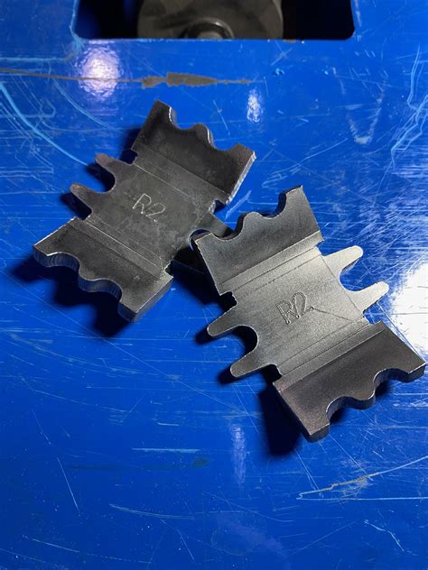 R200 Open Differential Weld In Locking Plates — Rise Fab Shop