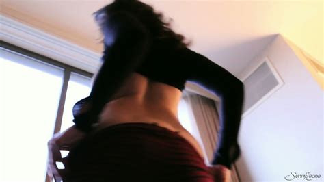 Sunny Leone Blue Bench Eporner