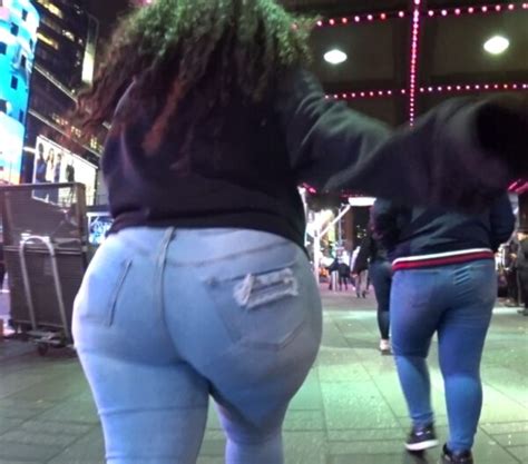The Happy Go Lucky Pawg In Jeans Phatassvision