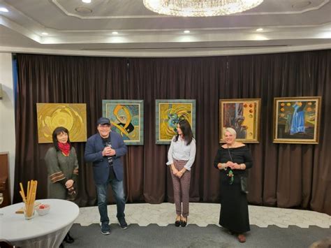 Утвърдени и все още непознати художници в една изложба — Offnews