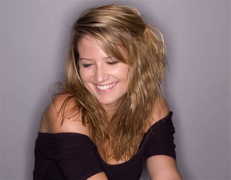 Nashville Musician Tori Tullier Gigtown