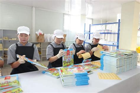 Монгол Улсын Ерөнхийлөгч У Хүрэлсүх үндэсний үйлдвэрлэгч аж ахуйн нэгжүүдэд ажиллаж байна