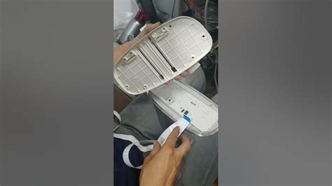 위닉스 제습기 전원은 들어오나 터치가 되지 않는 불량 14년 모델부터 24년 생산제품 까지 동일한 부품을 사용하고 있지만 년식이 오래 되어 부품이 단종 되었다고 수리를 안