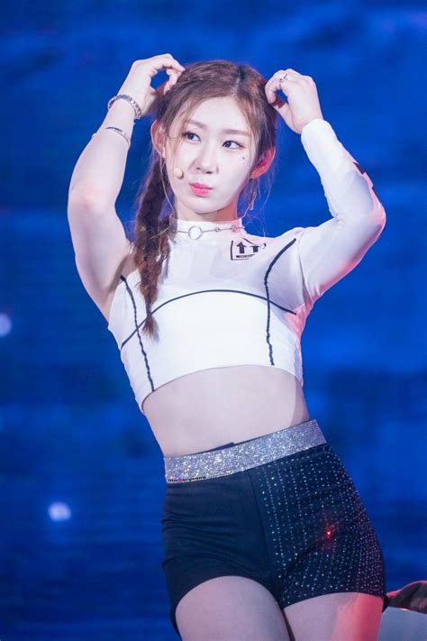 190820itzy Chaeryeong Itzy Kpop Girls Korean Girl