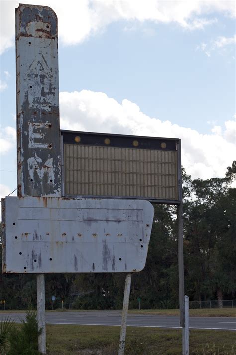 图片素材 广告 纪念碑 标志 标牌 纪念馆 奥德赛 2957x4436 221359 素材中国 高清壁纸 Pxhere摄影图库