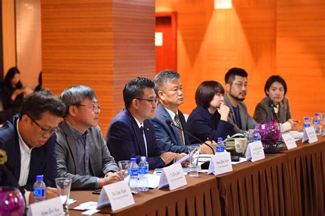 Сэтгүүлчдийг БНСУ д дадлагажуулах чиглэлээр ярилцав News Mn