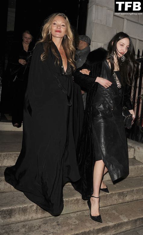 Kate Moss Shows Her Nude Breasts In London Fappening