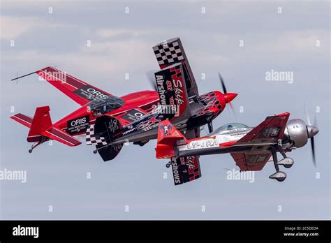 Aerobatic Pilots Melissa Pembertonin An Extra 300 Skip Stewart In His