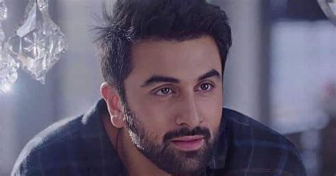 ১৫ বছরেই ভার্জিনিটি লস সেক্স লাইভ নিয়ে বোমা ফাটালেন সঙ্গমে আসক্ত