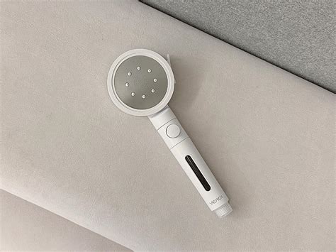 박 유미 협찬 깨끗하게 씻기위해 사용하는 샤워기 각종불순물 염소 녹물과 뒤섞인 물로 씻는다고 생각하니 씻는것조차 찝찝해졌는데 베르디 필터샤워기로 우리집 깨끗하게