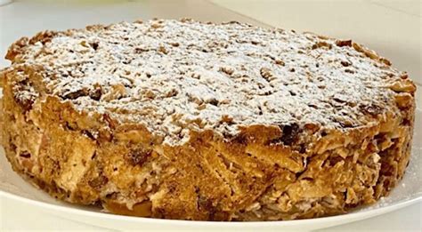 И бързина и вкус Ябълков сладкиш БЕЗ захар и без брашно просто смесваш и слагаш да се пече