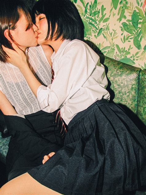 Aopi On Twitter Couple Poses Reference Pose Reference Photo Girls