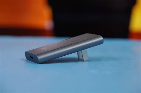 超轻薄 高兼容！华为推出全能充电器，一举摆脱各种兼容性困扰 极客公园