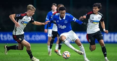 Youssef Chermiti Everton Availability Status Confirmed After Red Card