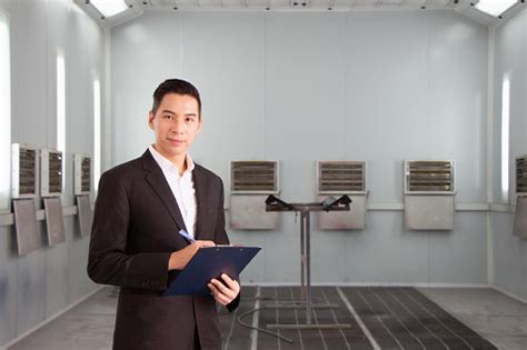 기업가 사업가 작은 사업 소유자 페인트 차고 자동차 수리 점 상점에 대한 스톡 사진 및 기타 이미지 상점 업주 차