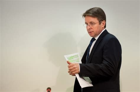 Rozpočet Poškodí Slovensko Kritizuje Exminister Mikloš Sitask