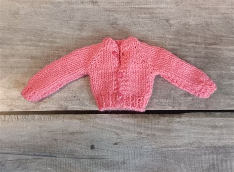 Джемпер кофта с длинным рукавом для Барби Маленькое чудо для любимой куклы Дзен